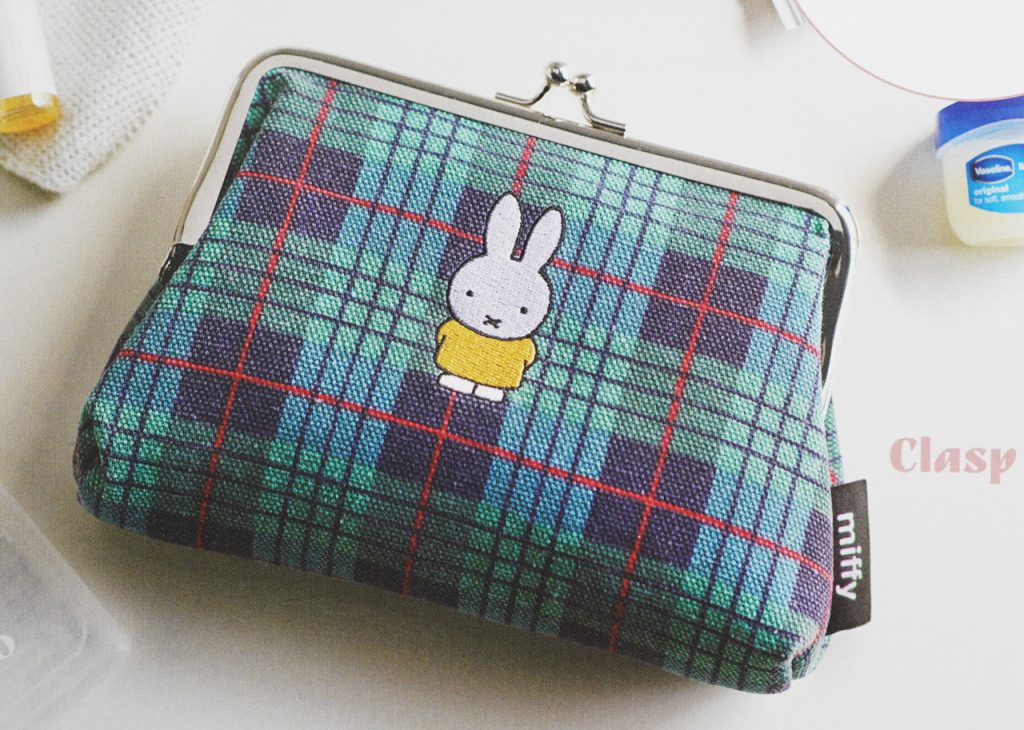 【次号予告】SPRiNG（スプリング）2023年4月号《特別付録》miffy（ミッフィー）刺しゅうのミッフィーが可愛い！ がま口ポーチ | 付録ライフ