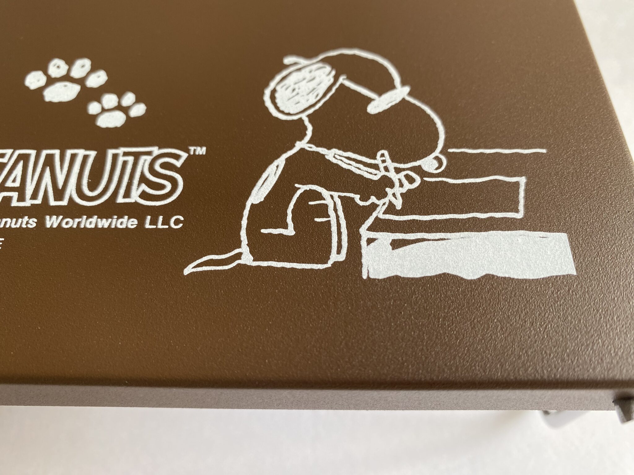 【フラゲレビュー】MonoMaster（モノマスター）2024年7月号増刊《特別付録》PEANUTS スヌーピーデザインのスチールテーブル | 付録ライフ