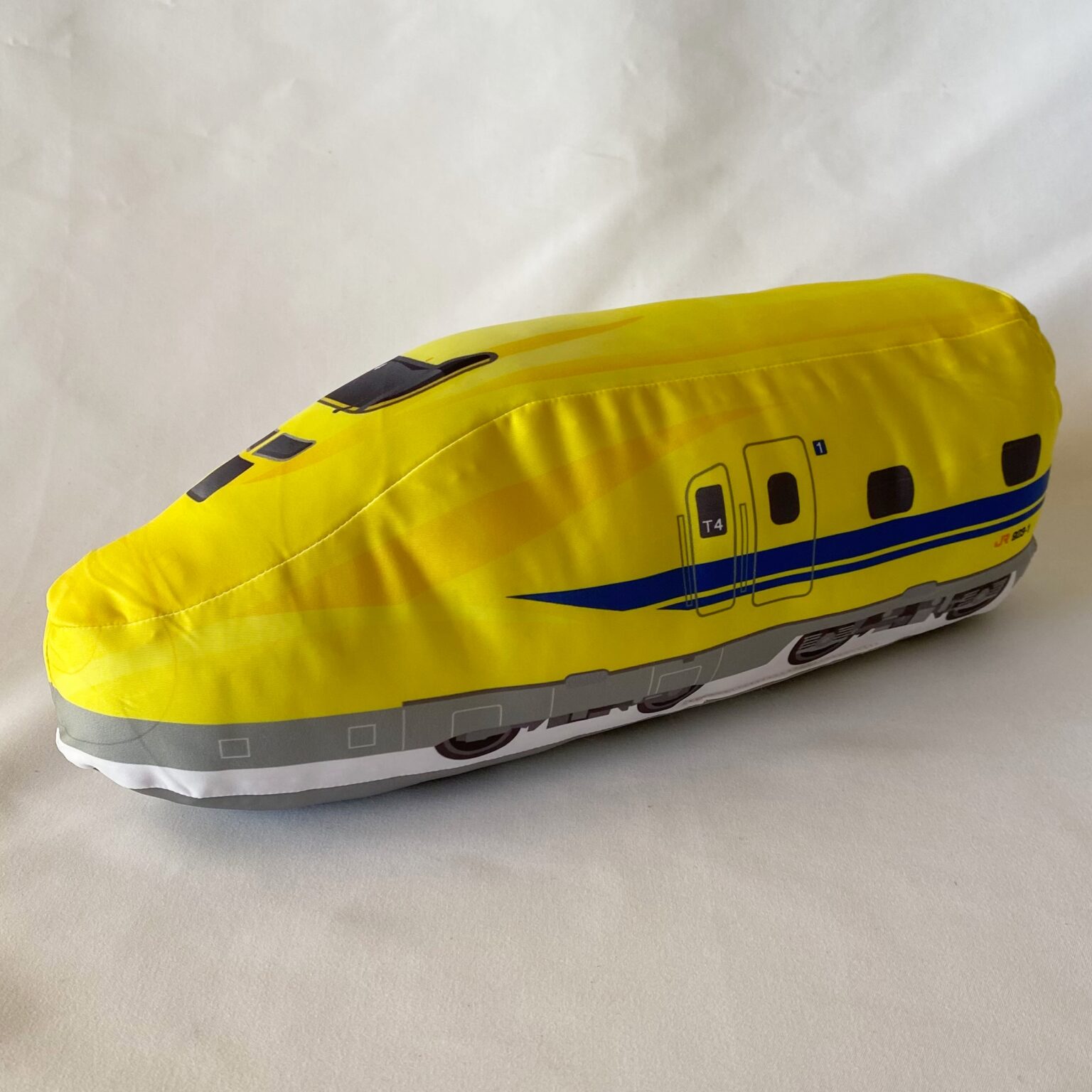 【フラゲレビュー】MonoMaster（モノマスター）2025年9月号《特別付録》ヒンヤ～リ生地！ 923形ドクターイエロー・T4の接触冷感 もっちりぬいぐるみクッション | 付録ライフ